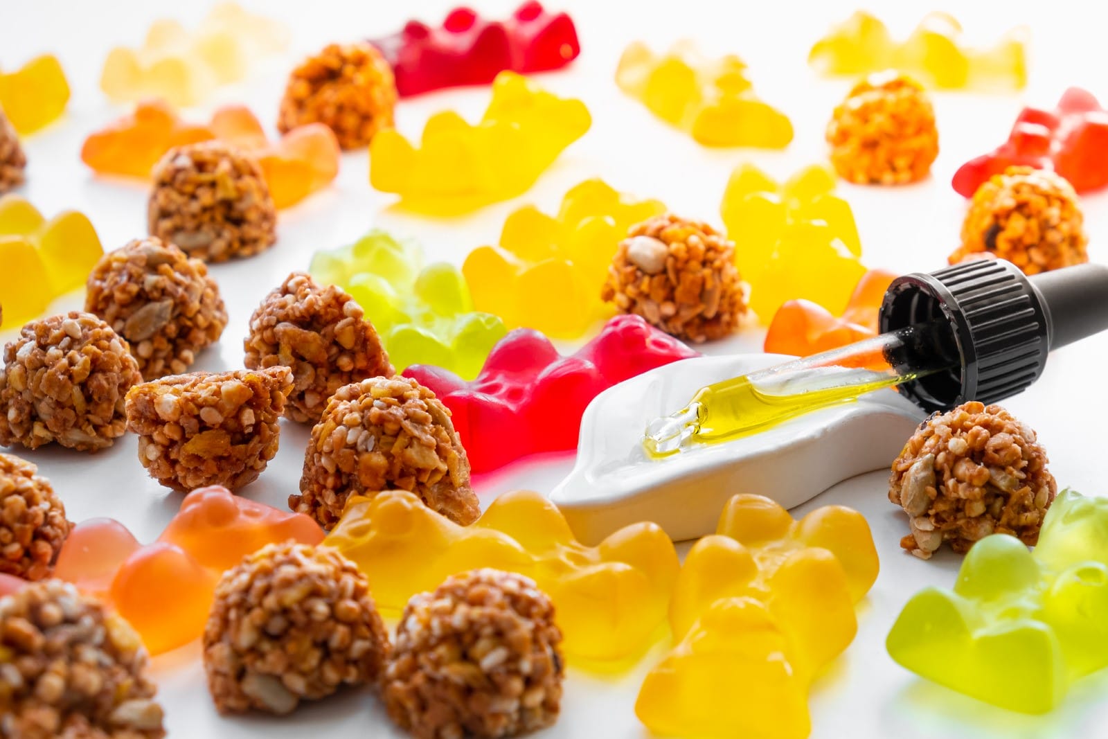 Buy Edibles Online - THC & Weed Edibles at GrassLife